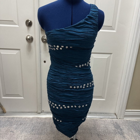 Romeo & Juliet Couture | Dresses | Romeo Juliet Couture Teal ...